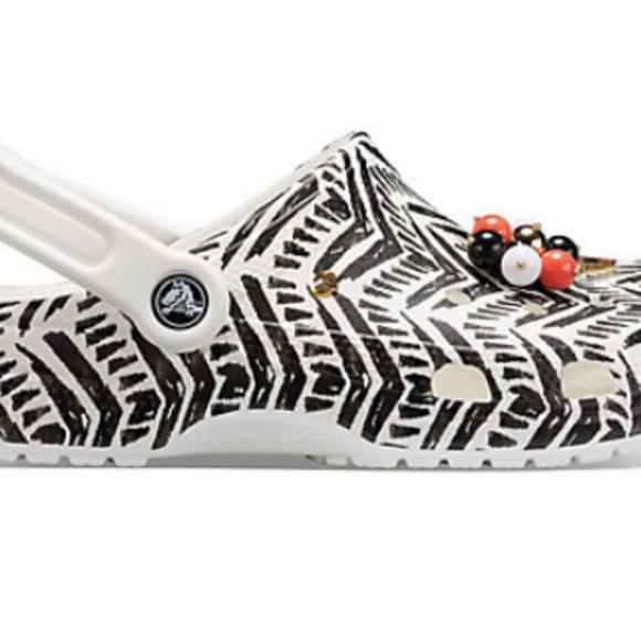 CROCS | Shoes | Crocs Drew Barrymore Tribal Clogs Black And White ...